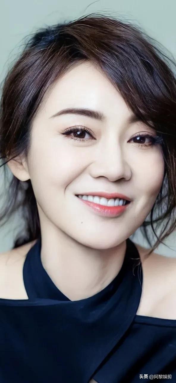 Ni Ping meets Yan Ni, who is better than the two beauties - iNEWS