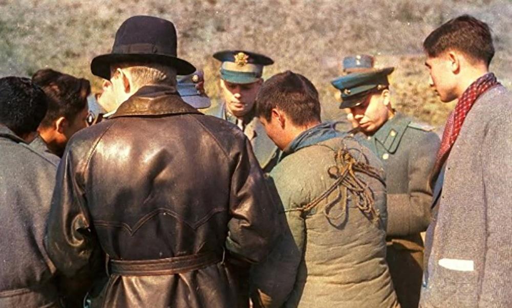 Colored old photos of captured Japanese soldiers during the Changde ...