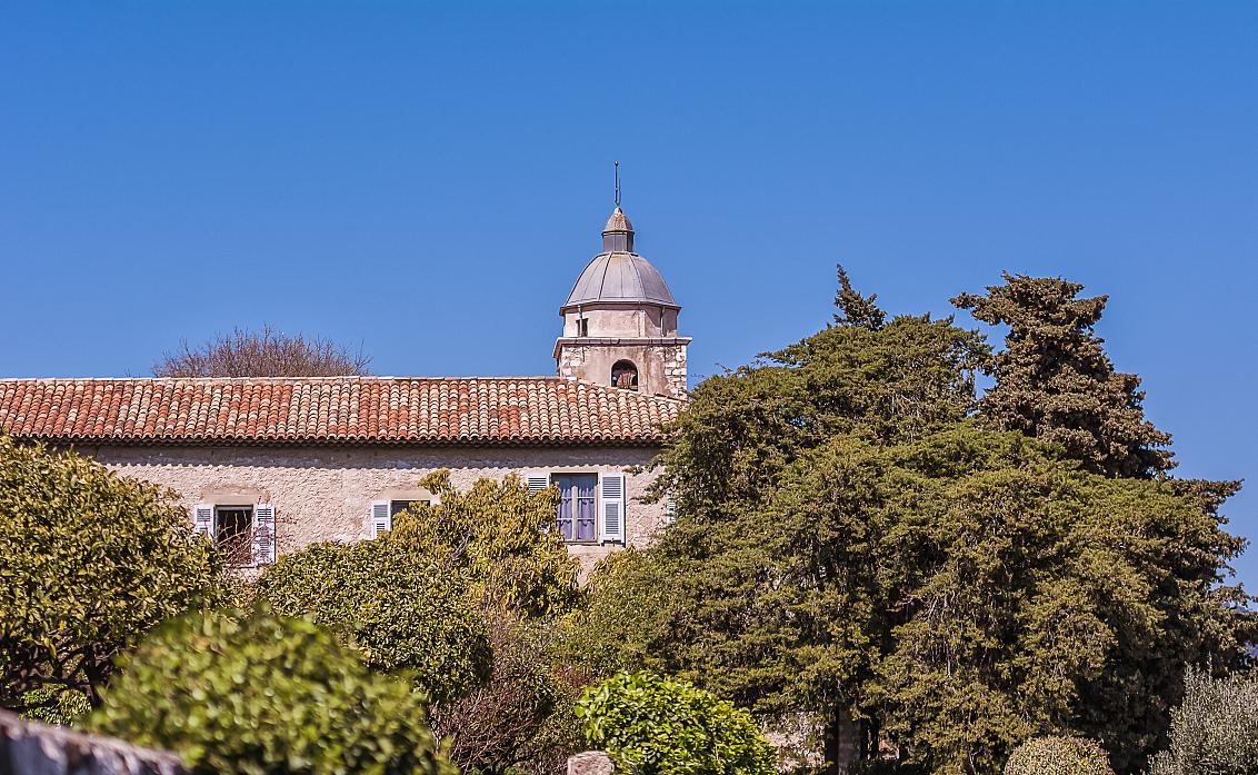 A brief discussion on the historical evolution of French civic ...