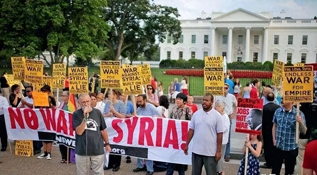 CIA officials take the lead in exposing the US government and calling ...