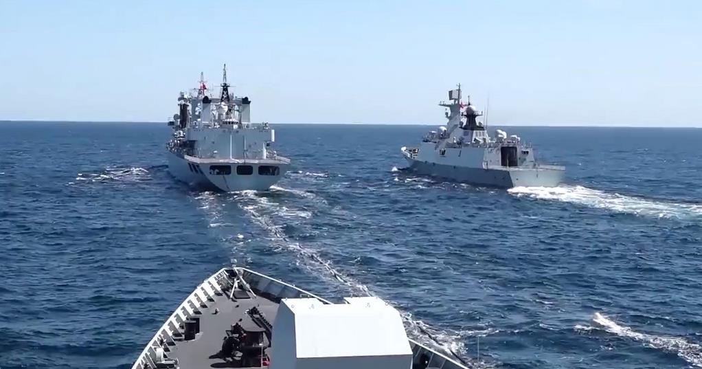 Fire attack! The People's Liberation Army attacks on two fronts, and ...