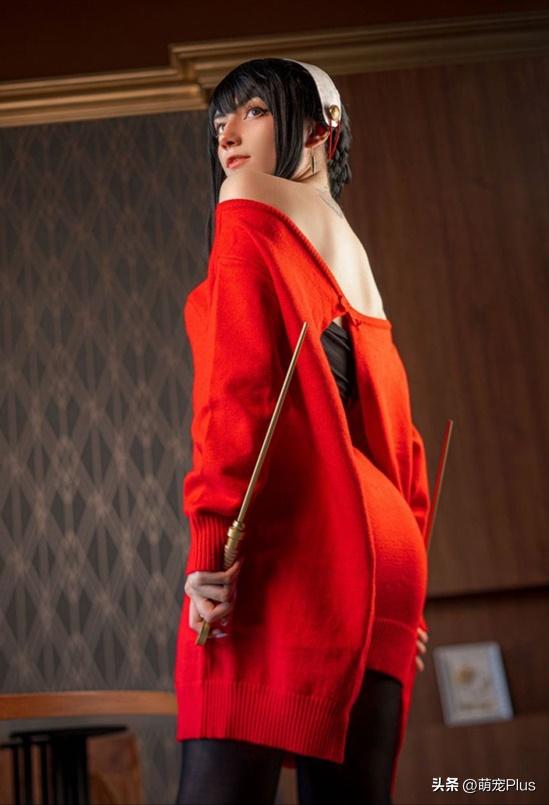 COSPLAY Picture Tour: Russian girl COS "Spy Playing House" Joel's wife ...