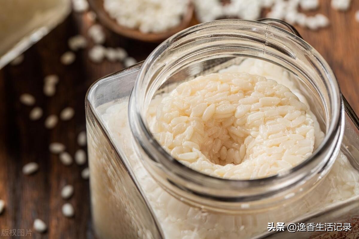 A bowl of self-brewed rice wine, a sweet summer - iNEWS