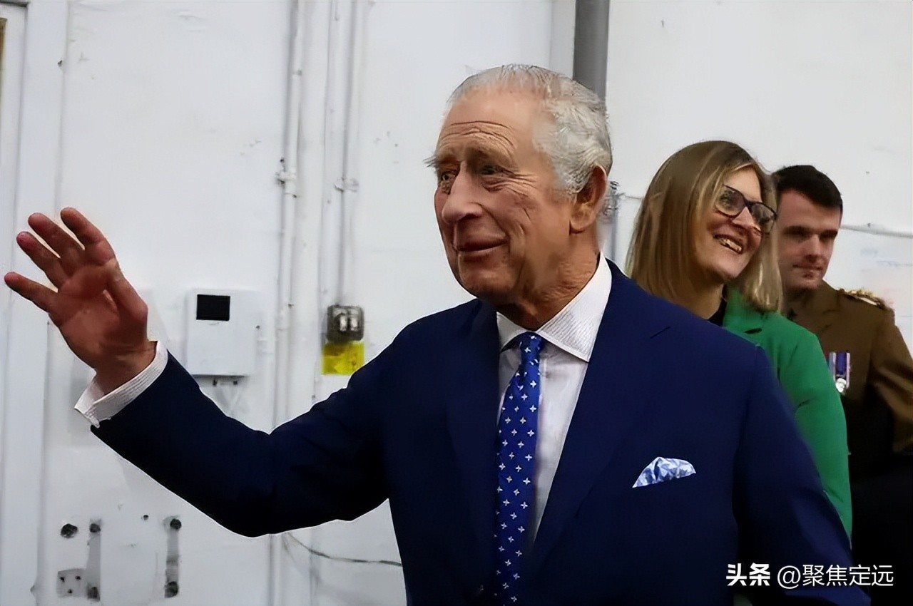 The patched leather shoes of King Charles III brought the Japanese ...