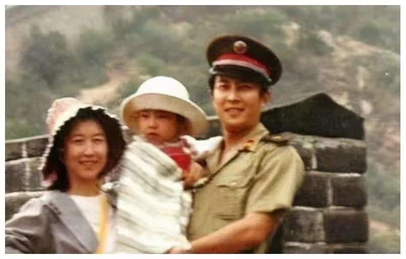 "Daughter of Tang Guoqiang" Tang Liang: Her biological mother committed ...