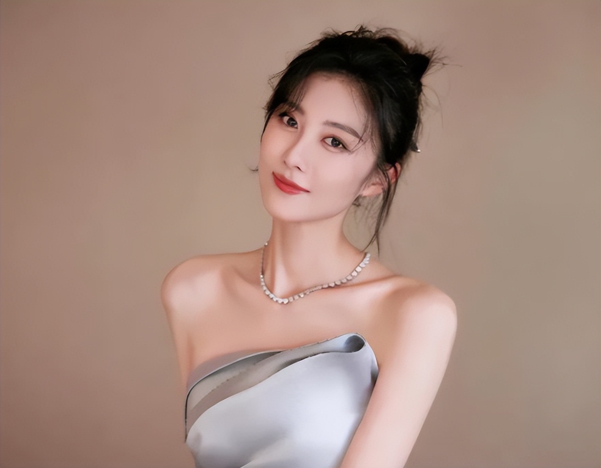 Hongling Cao Feiran ran into Liu Ruilin at the airport and blurted out ...