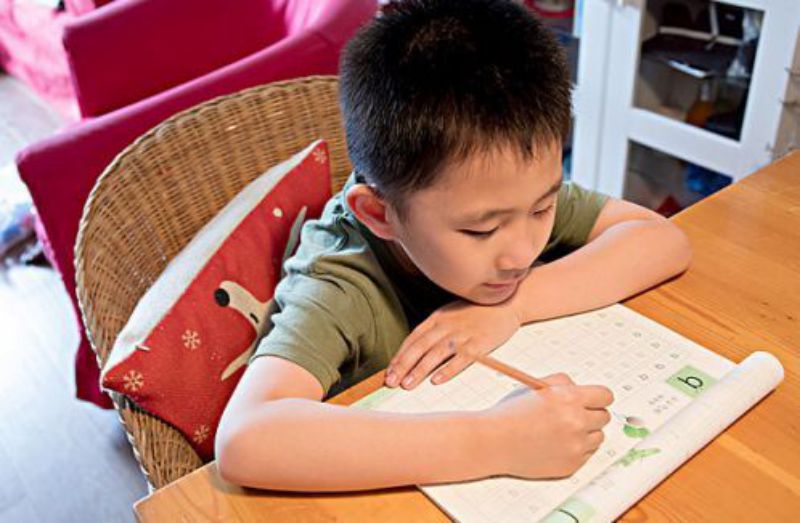 How many parents have been harmed by "poisonous chicken soup" in ...