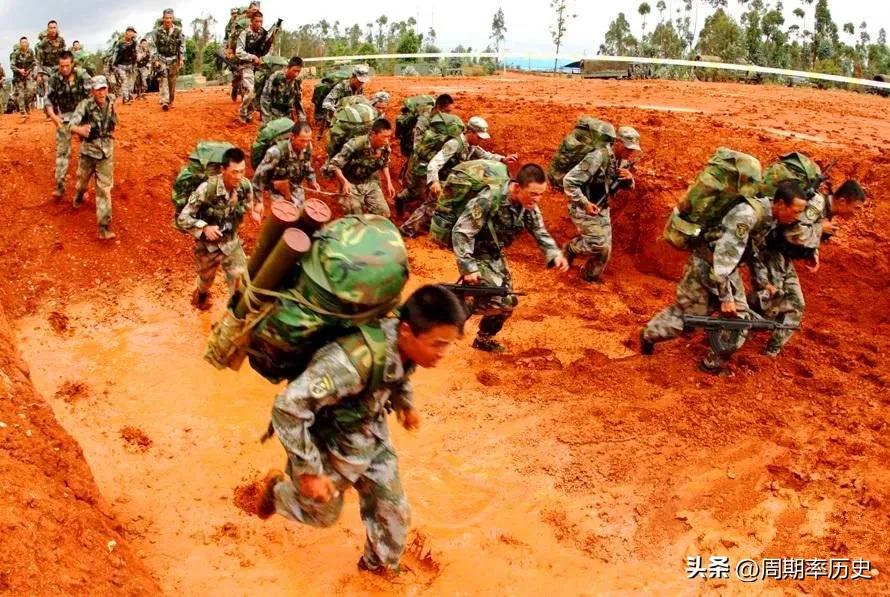 There is only one word difference between motorized infantry division ...