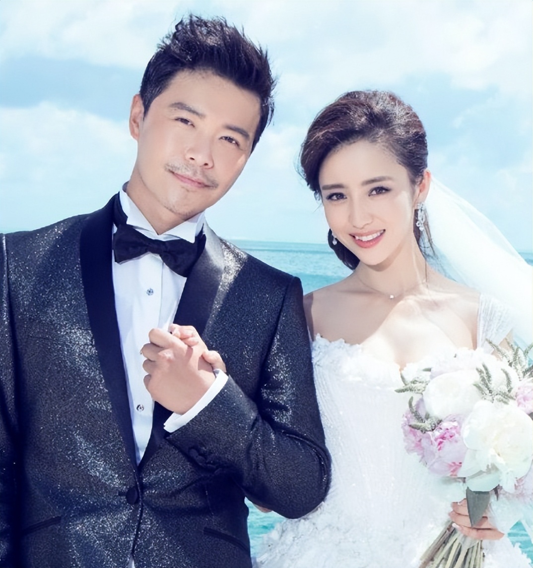 Chen Sicheng clicked to celebrate Tong Liya's birthday! My 21-year ...