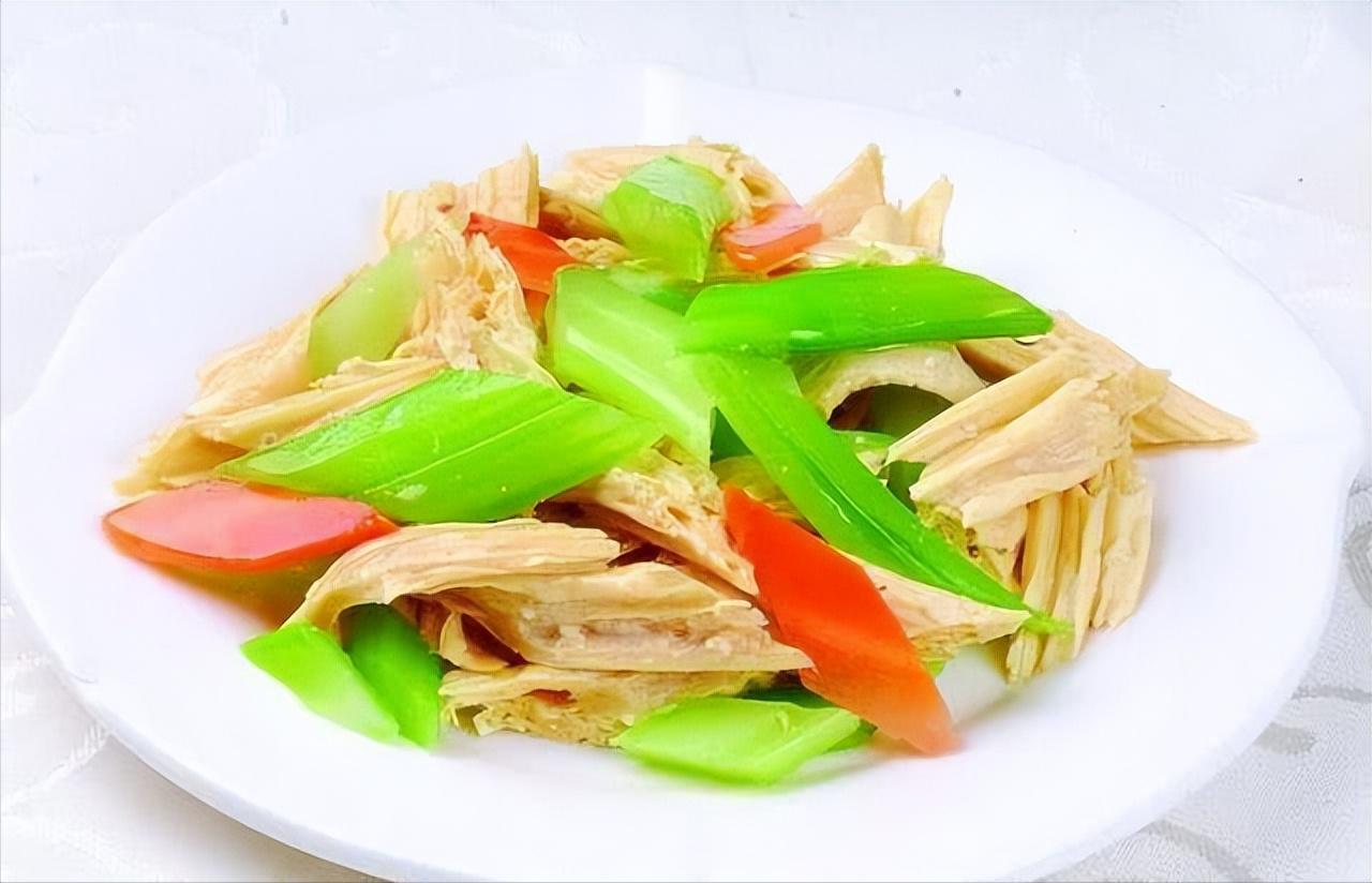 Three dishes a day, authentic Northeast pot-wrapped meat, cold celery ...