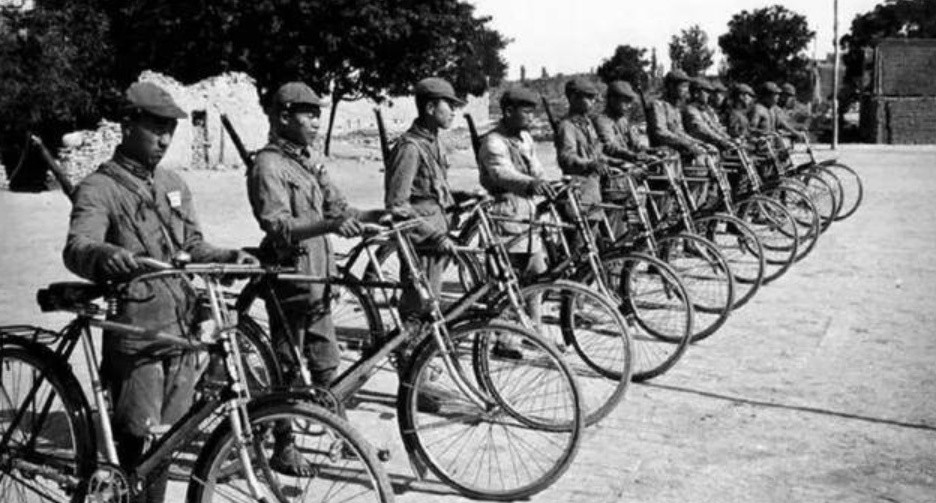 Both the commander and the political commissar of the 17th Red Army ...