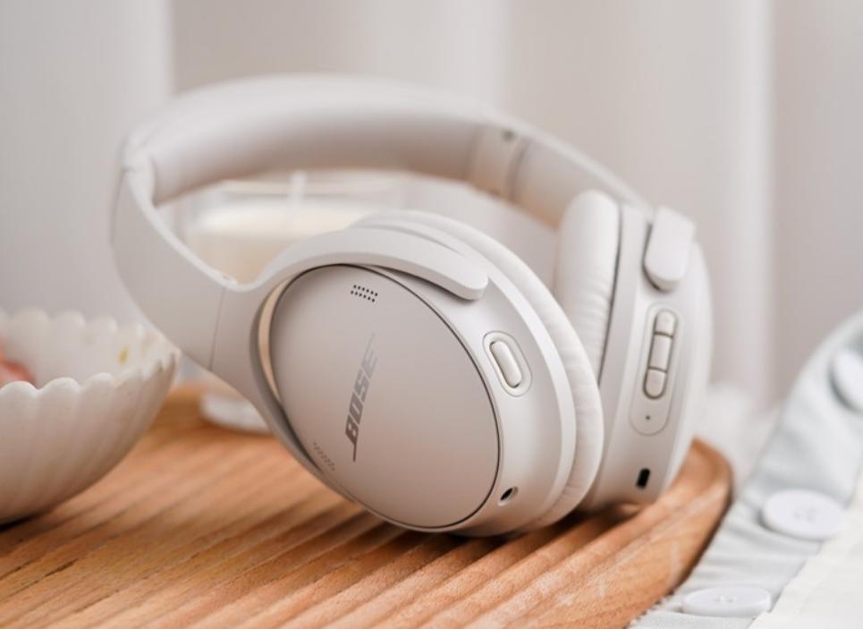 How about Bose QC45 noise cancellation technology?Is the tone balanced? - iNEWS