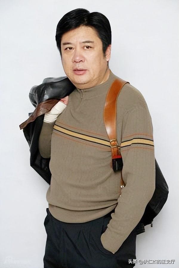 Actor Zhang Chao: Remarried to a lovely wife 20 years younger, became a ...