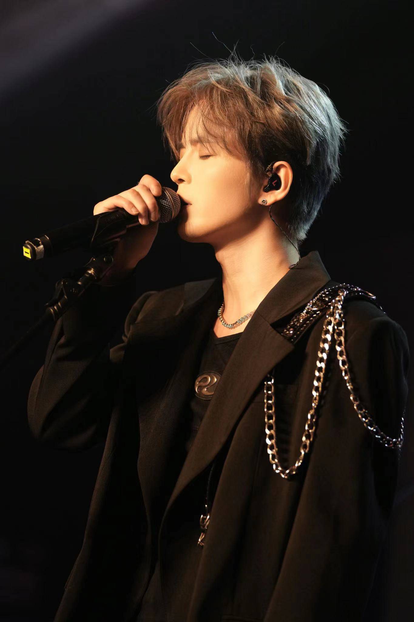 Zhao Pinlin's birthday song will be full of heart, and his singing ...