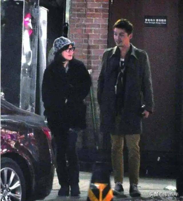 The Be Aesthetics of 4 Popular Male Stars Young: How is the popular ex ...