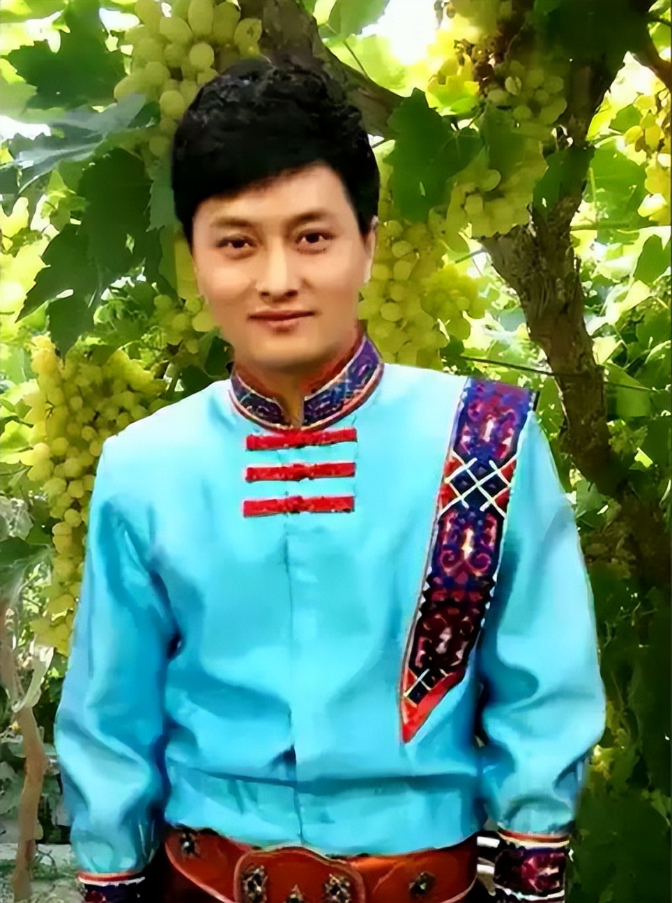 Grassroots singer Yunfei: Divorced his wife after becoming famous, now ...