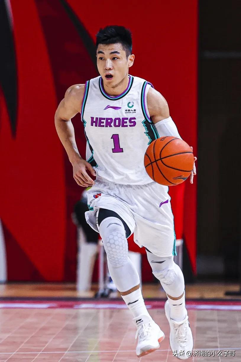 Gao Shiyan, who is more suitable to be a leader than Ding Yanyuhang, Gong Xiaobin planting trees ...