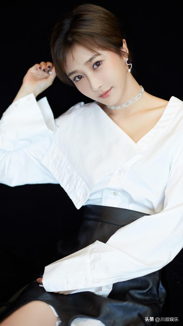 She once claimed to be single and married the host Fu Ruiting, but ...