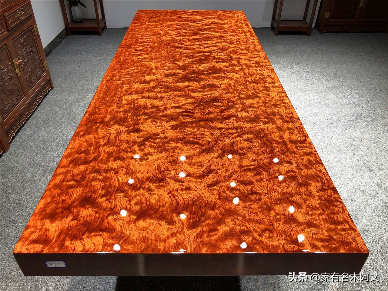 Die and dice, dice and dice the best-quality solid wood slab with ...