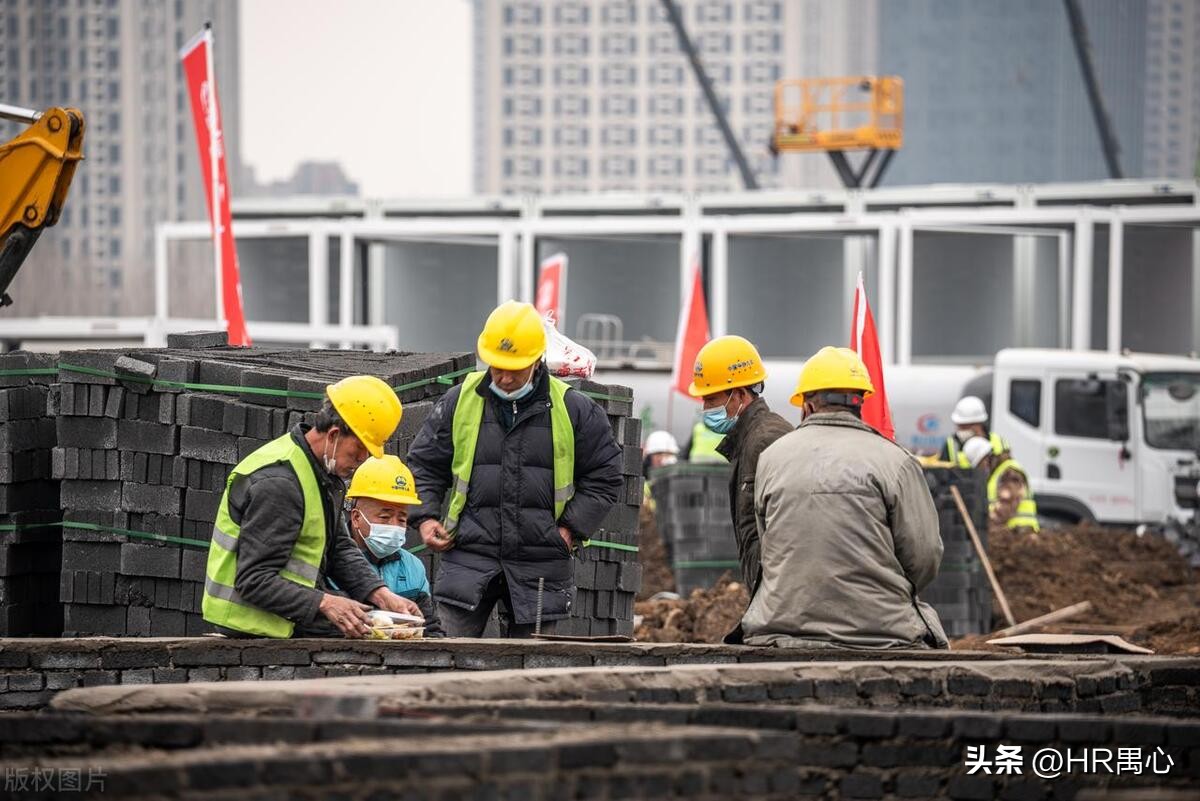 Why does Hong Kong import labor from the Mainland? - iNEWS