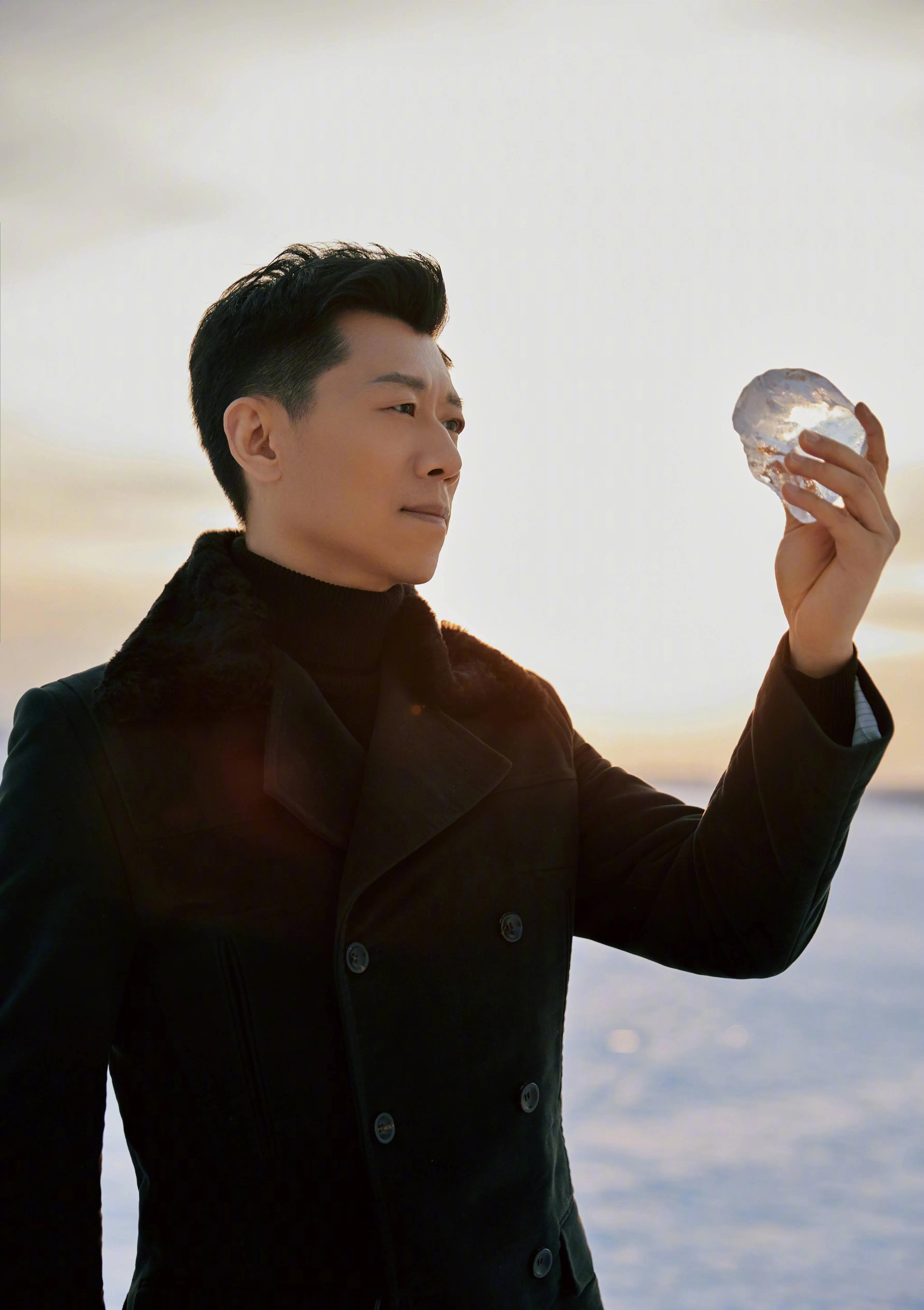 Actor Xia Yu, married a little junior sister as his wife, and brought ...