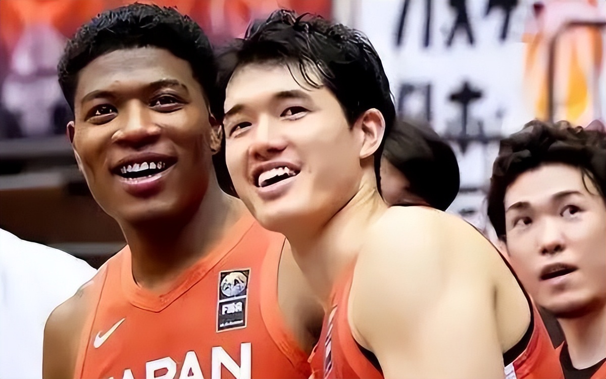 Watanabe's fiancee took a photo of Durant!The best NBA wives, fair and ...