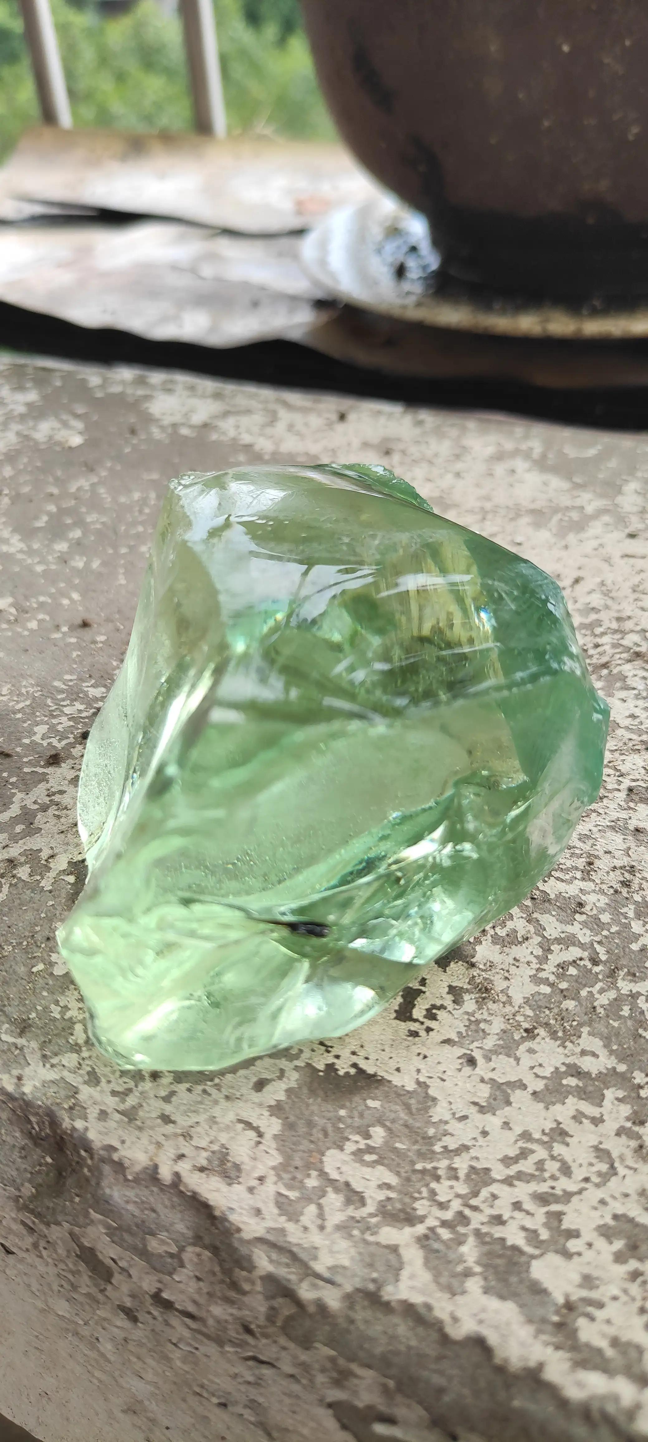 The formation and size of glass meteorites need further understanding ...