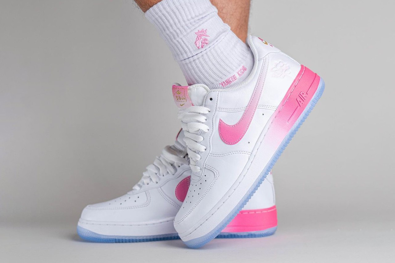 Pink embellishment AF1! Footprints in Chinatown are here! - iMedia