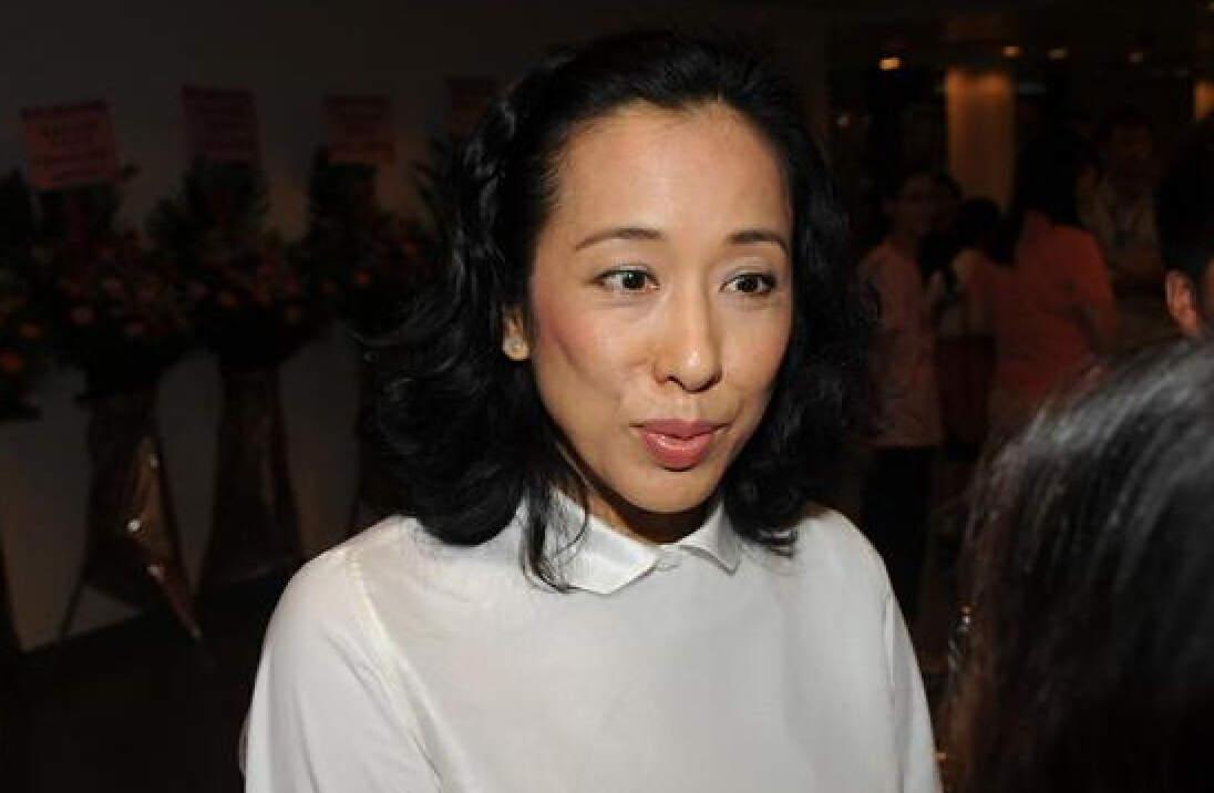 Zhu Lingling made a gorgeous appearance with her stepdaughter, showing ...