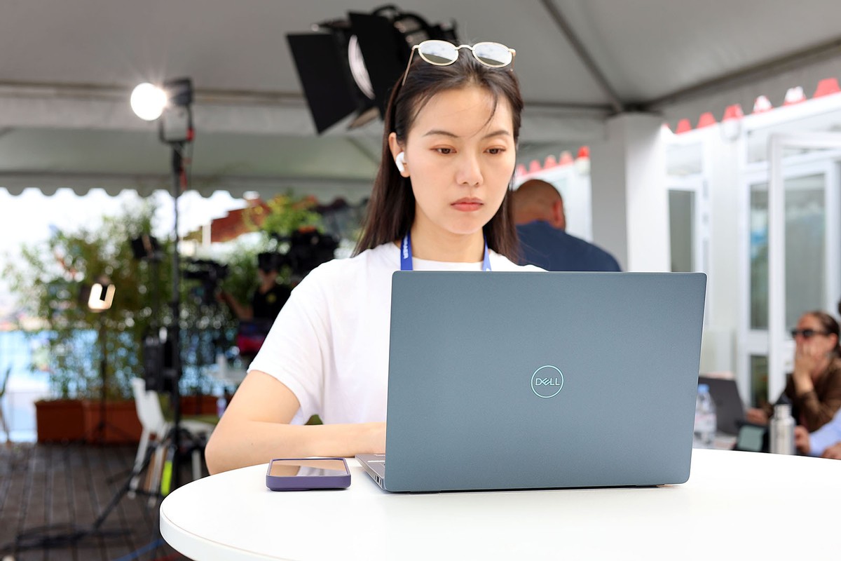 Less than 1Kg portable elf Dell Lati 7340 ultra-light version travels ...