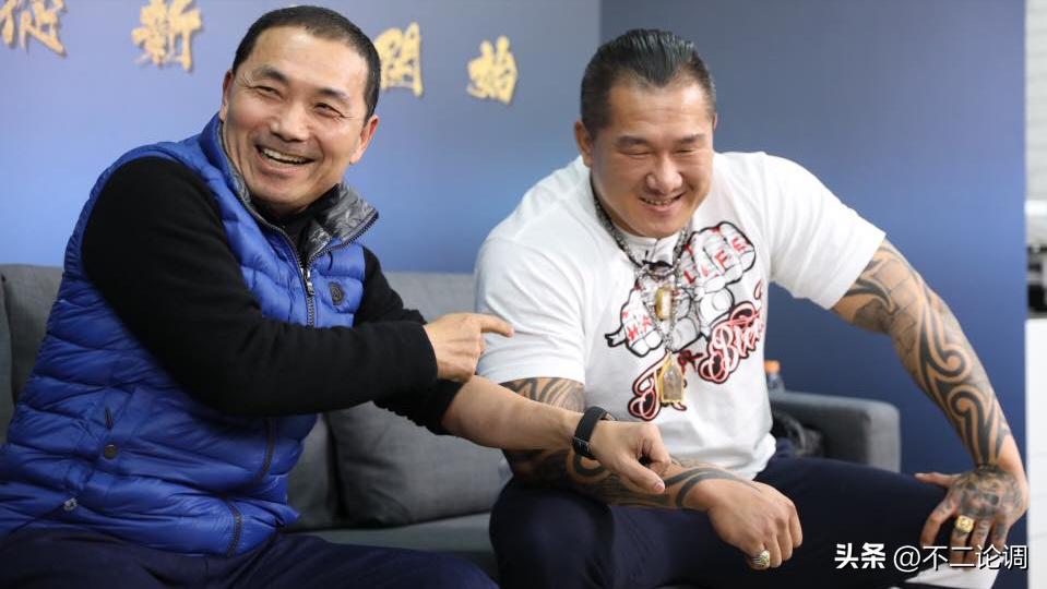 On June 25, Han Guoyu refused to be in the same frame with him, how Hou ...