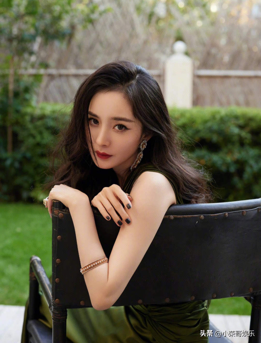 The secret behind Yang Mi's brilliance, in order to get 300 million ...