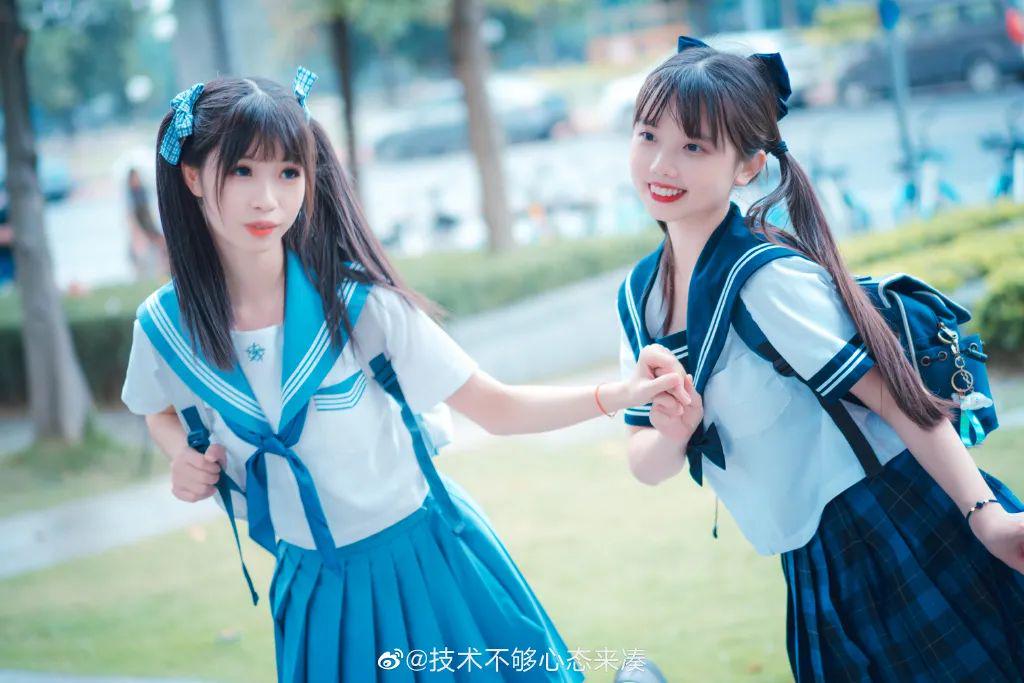 JK school uniform: On rainy days, you are the sunshine - iNEWS