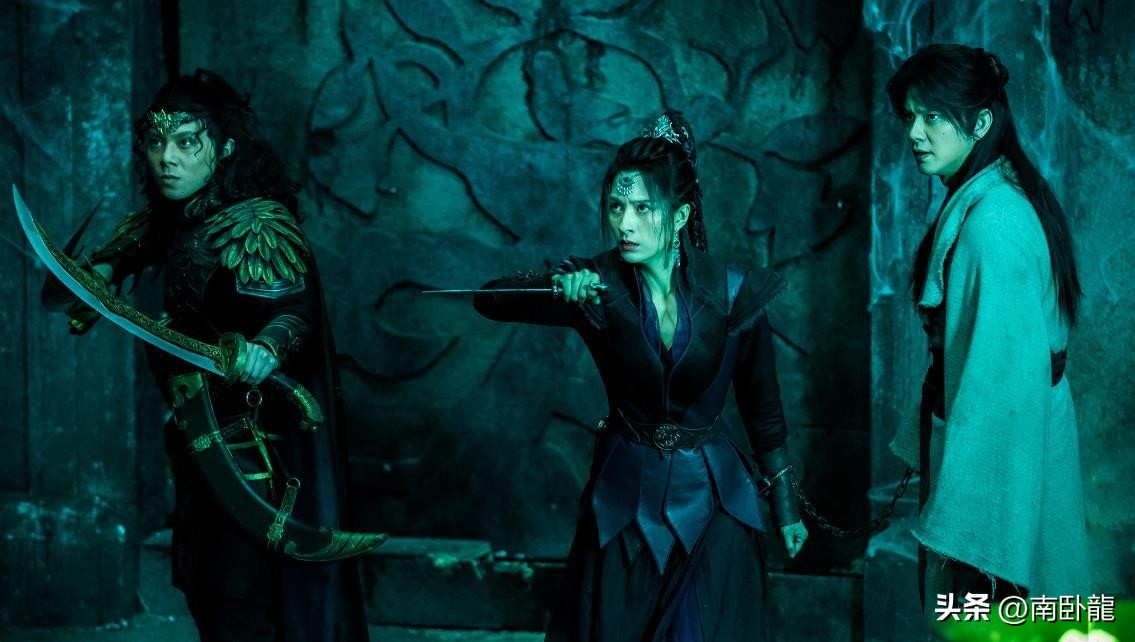 "The Headless General Who Steals the Book from Heaven" was released ...