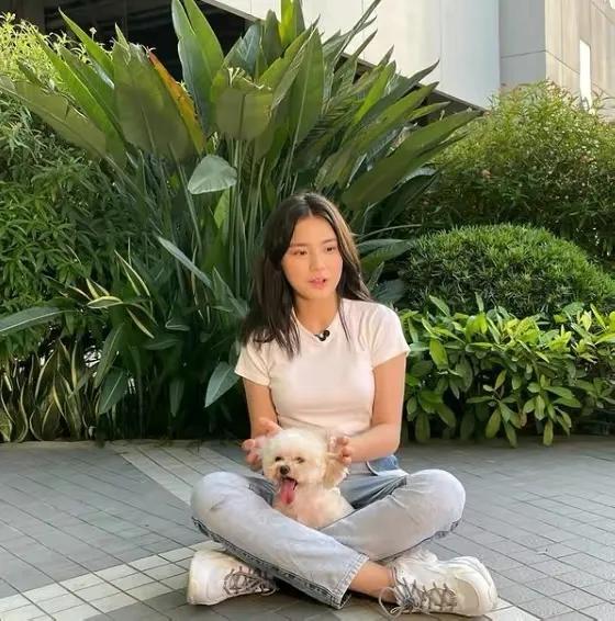 Yan Mingxi is on fire, Yao Zhuofei is also supported by TVB, just ...