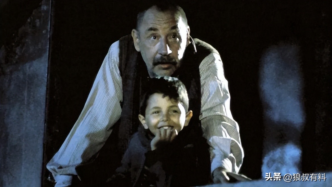 Interpretation of the re-screening phenomenon of classic old movies ...