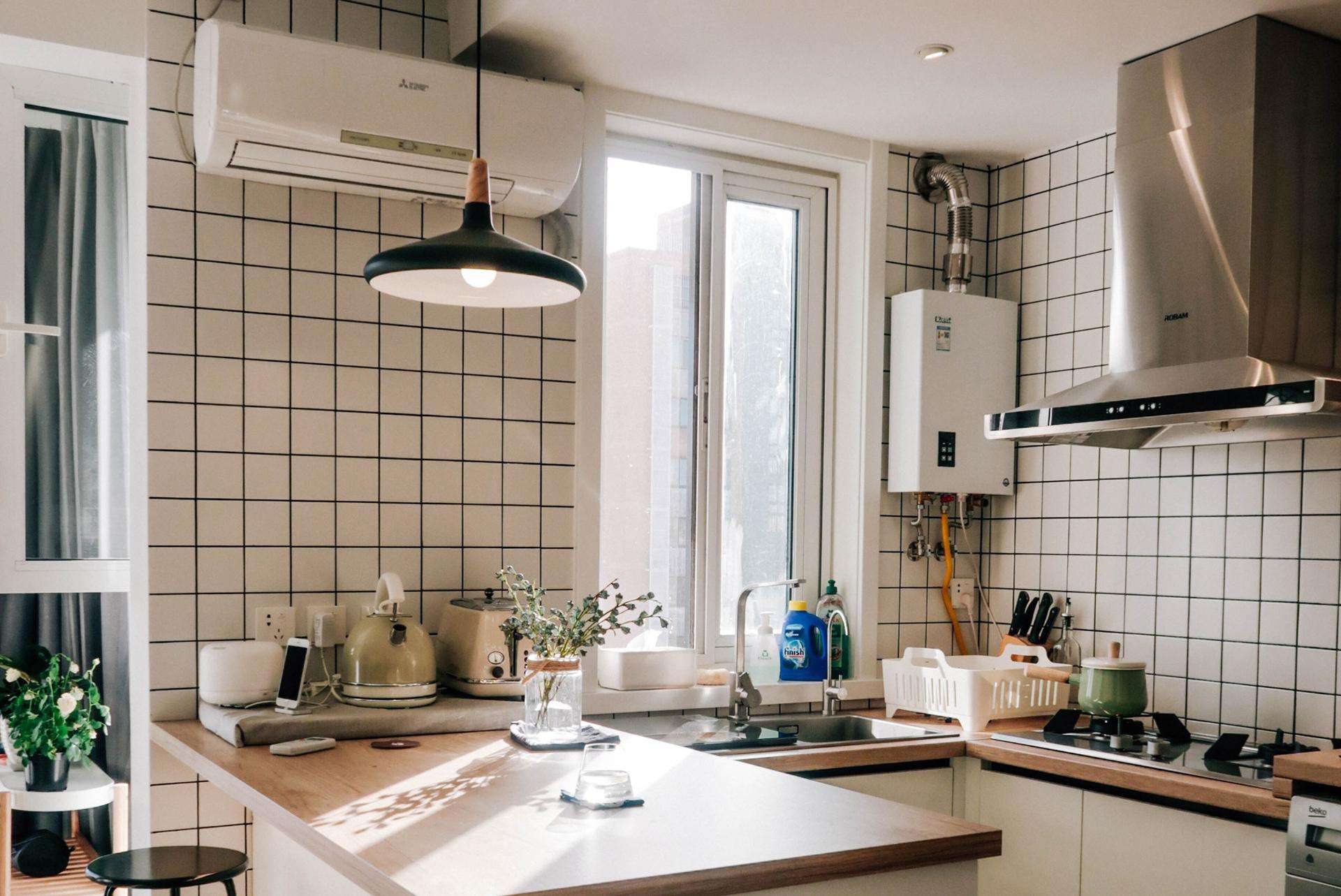 Why do many people switch to kitchen air conditioners after installing ...