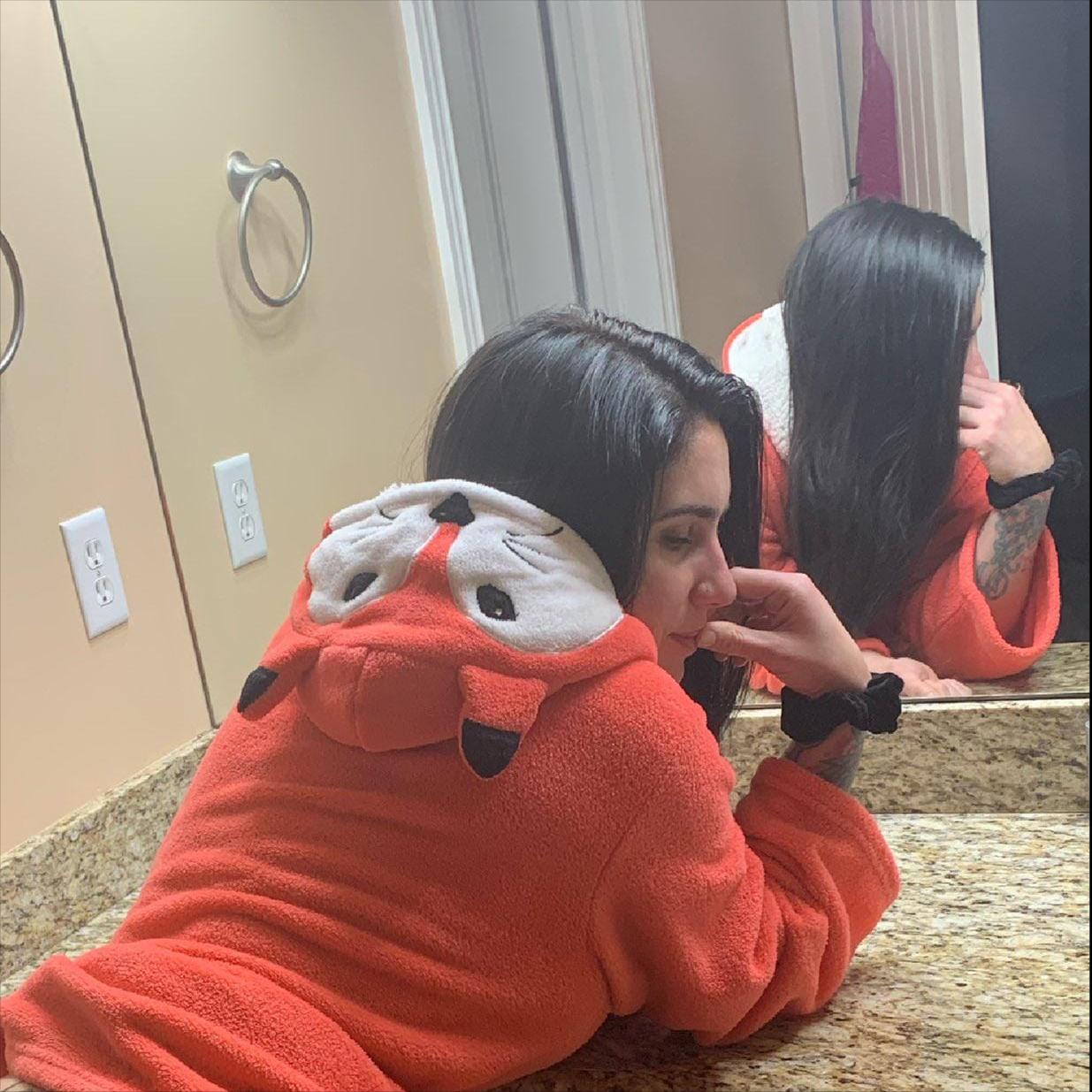 Yinylon, how should we describe her body? - iNEWS