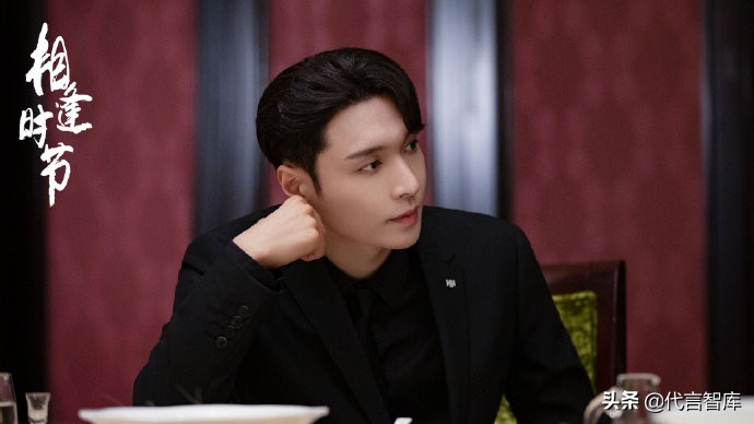 Noon Sunshine re-releases the new drama "Meeting Season" Zhang Yixing ...