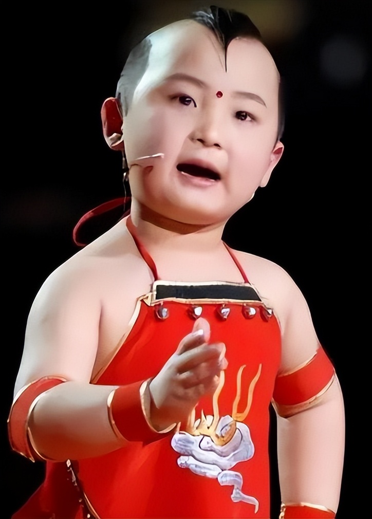 Deng Minghe died at the age of 6 when he attended the Spring Festival ...