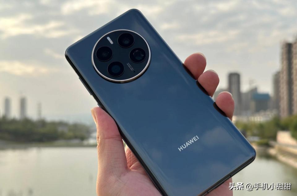 Huawei raises mobile phone shipment target, Mate 50 sales increase ...