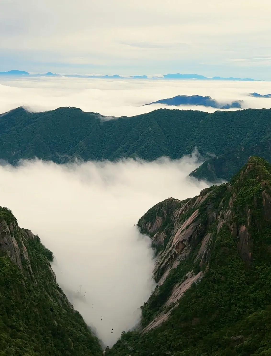 How spectacular is the sea of clouds in Huangshan - iNEWS