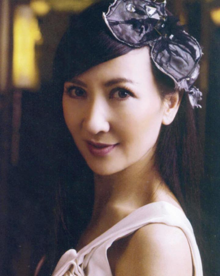 "The most beautiful Xiaoqing" was abandoned twice, fell into a trough ...
