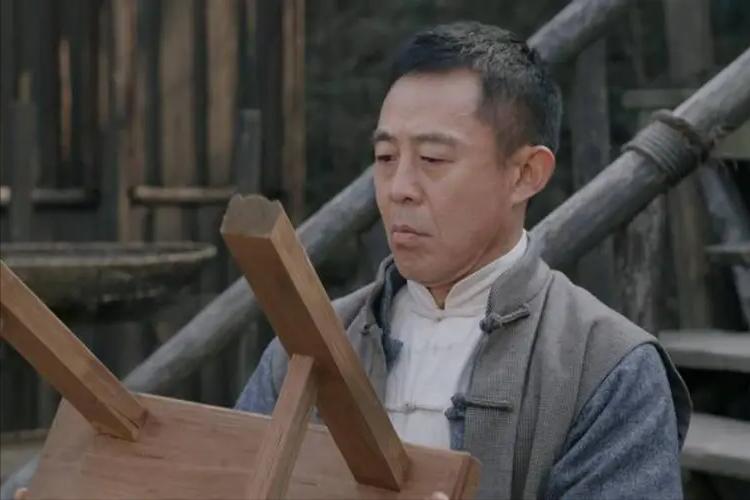 "A Generation of Craftsman" premiered, Hou Yong's acting skills are ...