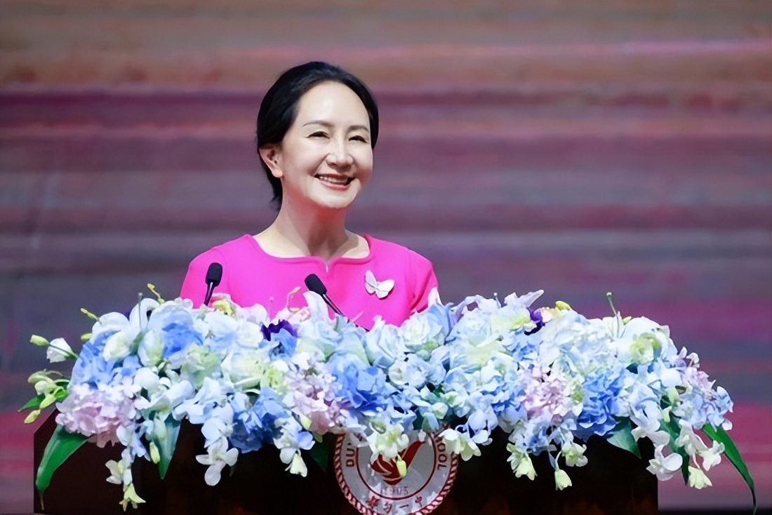 Meng Wanzhou's speech back at his alma mater: thousands of books ...