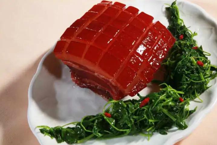 Suzhou traditional cooked meat and stewed vegetables - iNEWS