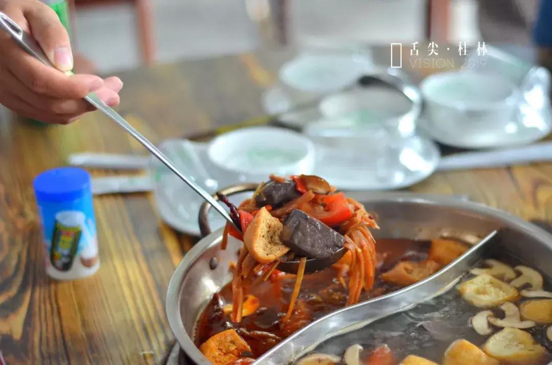 Guilin Beef Babao: One Bowl of Hot Pot, Eight Flavors - iNEWS