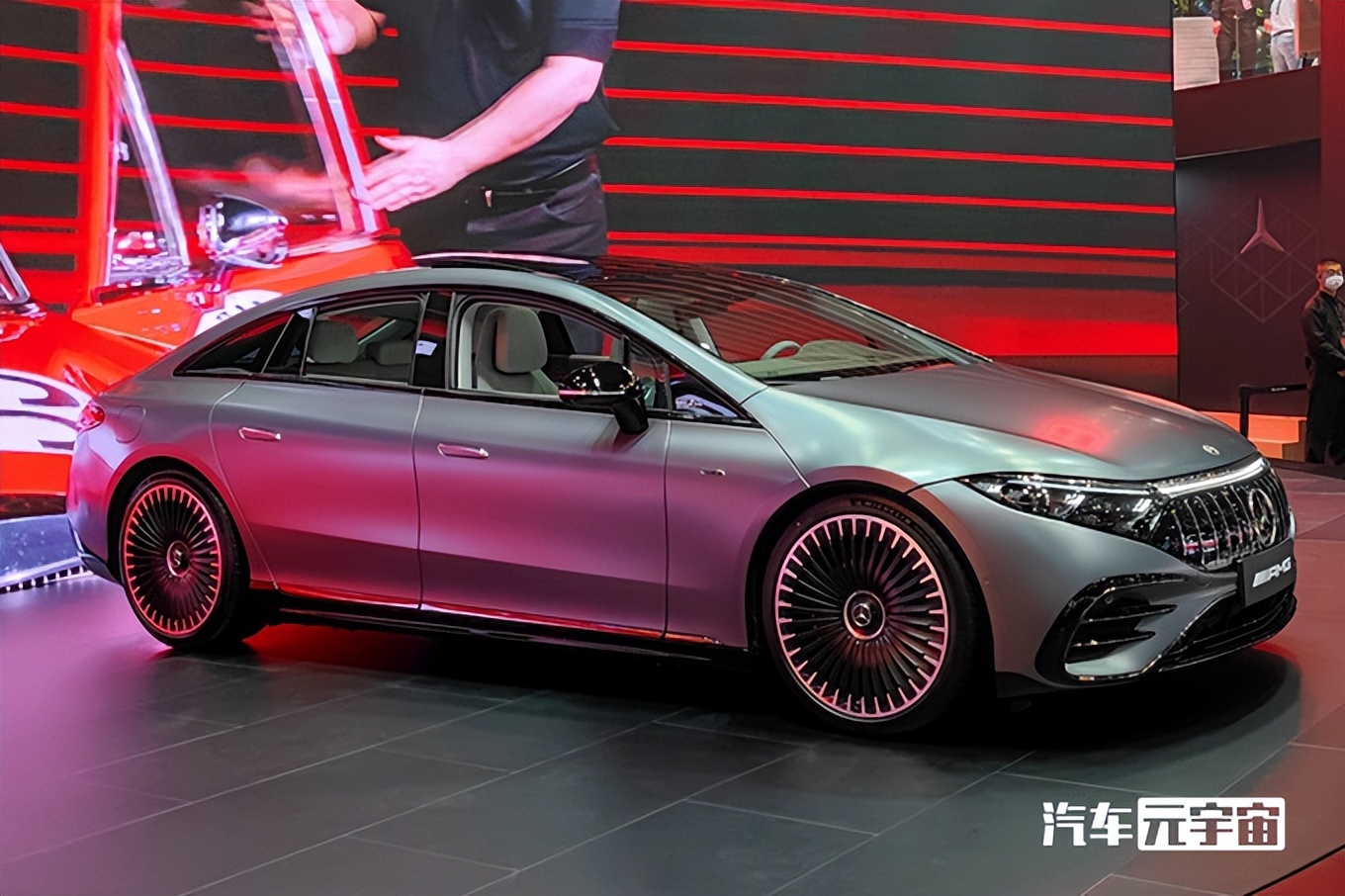 Mercedes-Benz "S-Class" new model price cut by 530,000!The performance ...