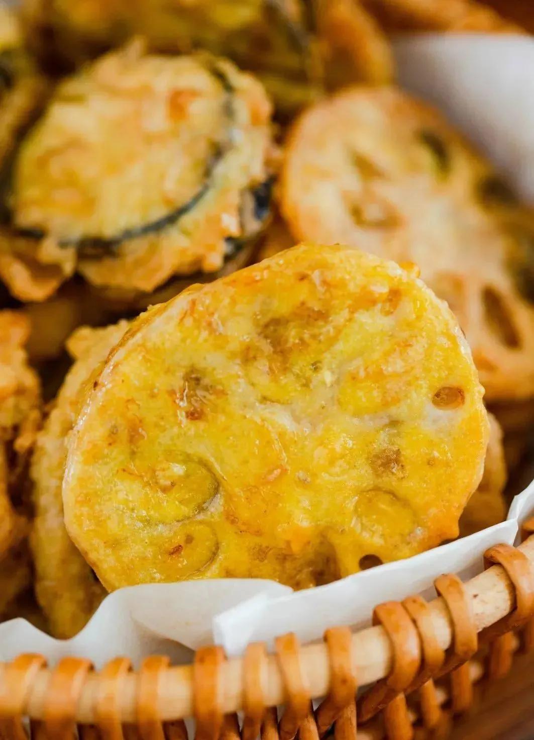 I learned again, using the air fryer, the fried lotus root cake is ...
