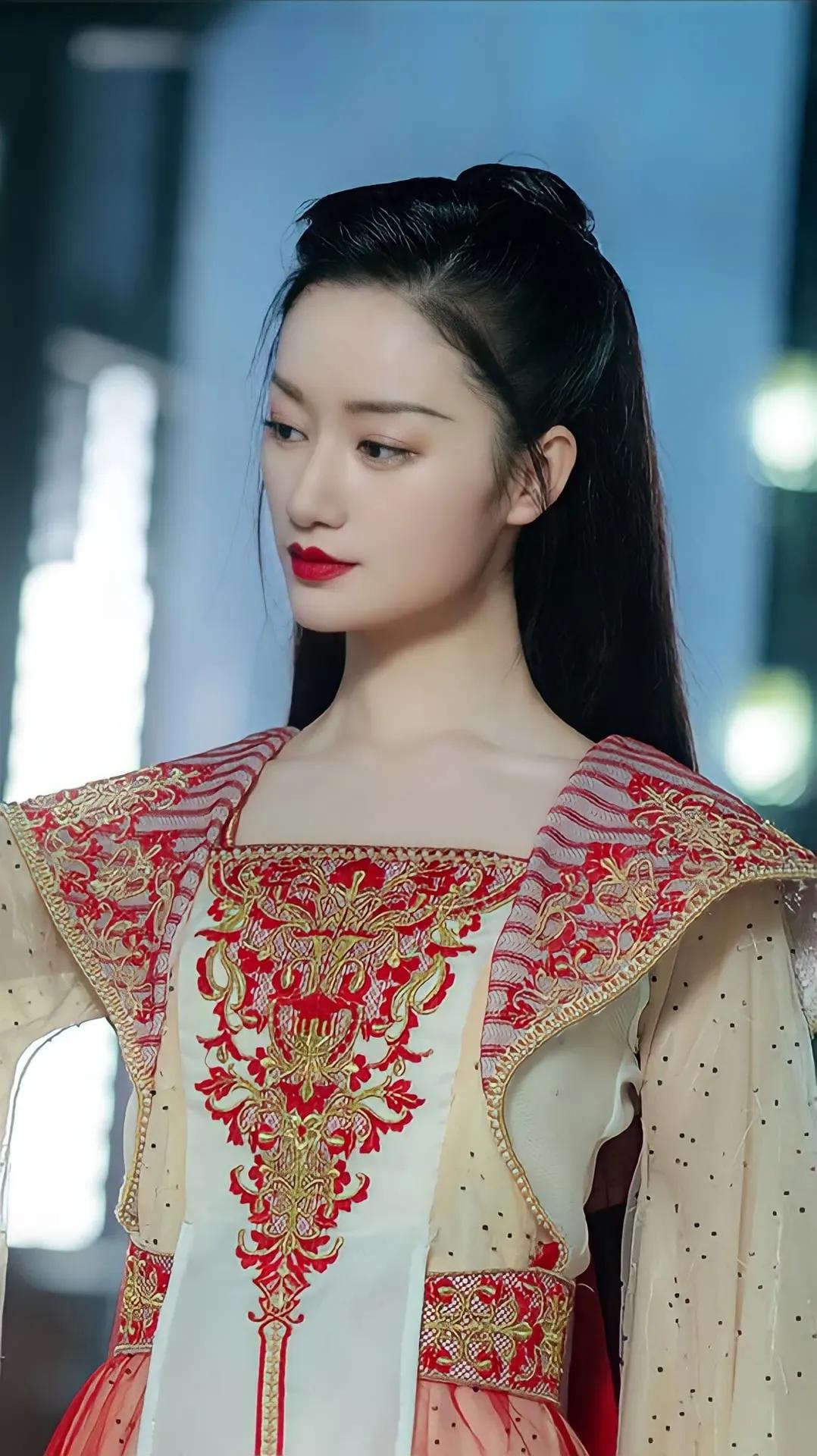 Guo Xiaoting's beautiful wallpaper - iNEWS